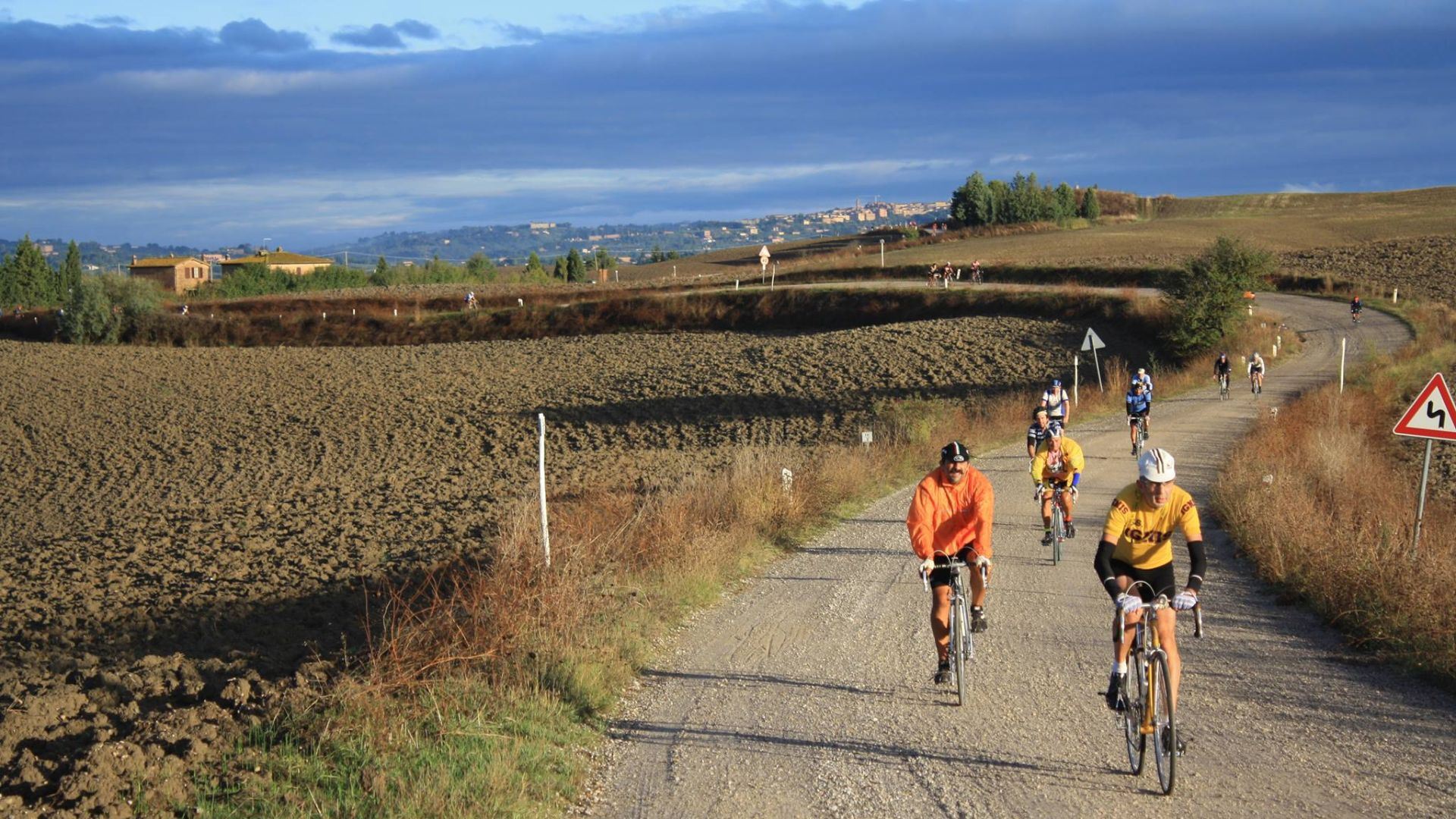 Gaiole in Chianti: Travel Guide to Exploring Tuscany